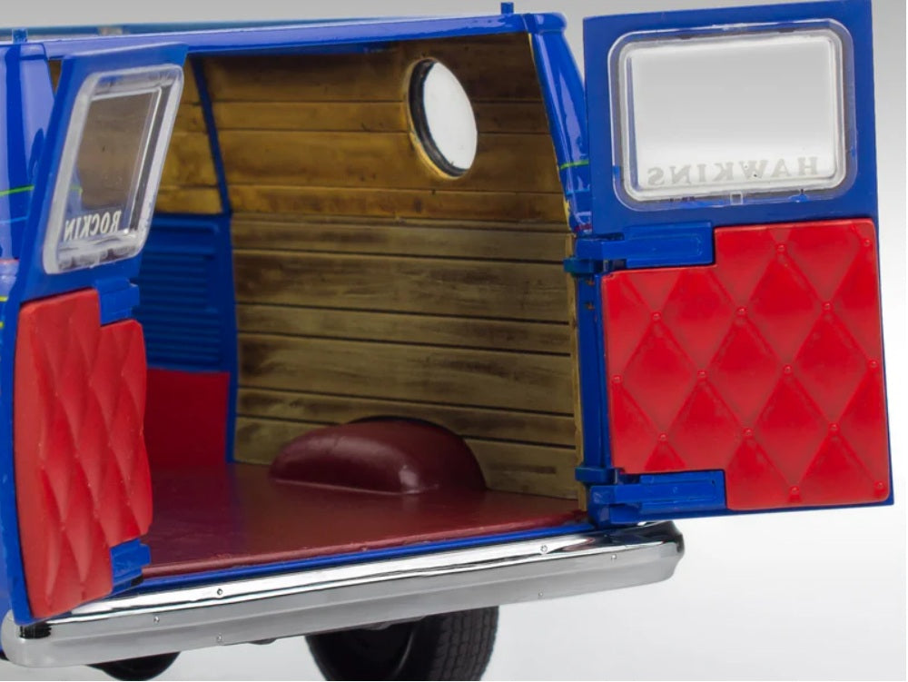 GMC Squawk Van Stranger Things sponsored by WSQK – DModelkits