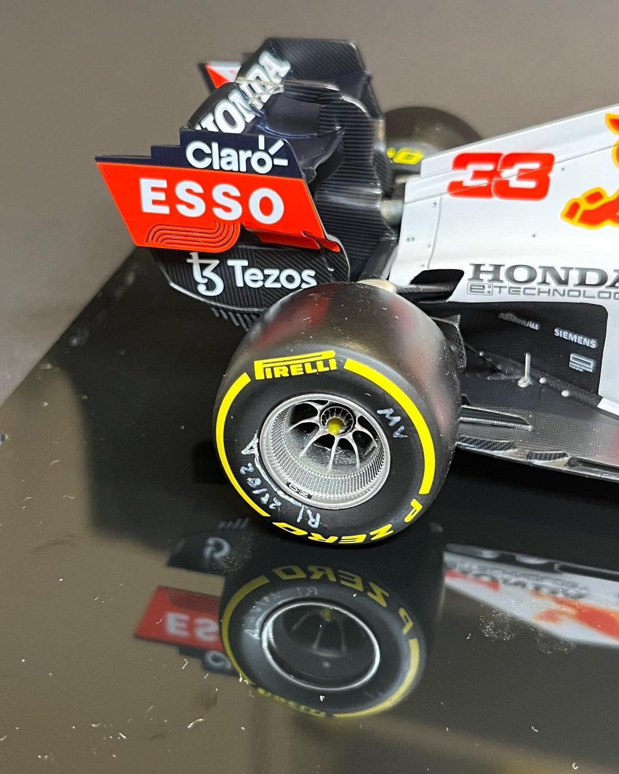 RED BULL RB16 - F1 2021 - LIMITED EDITION – DModelkits