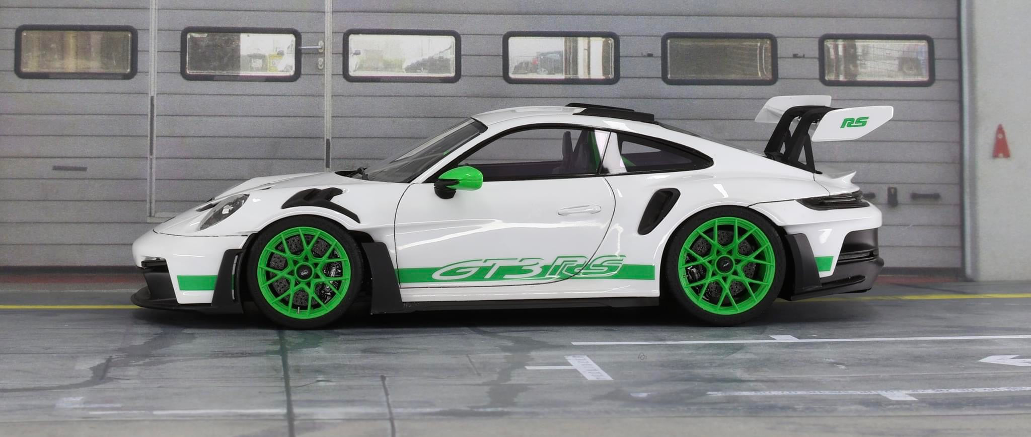PORSCHE 911 GT3 RS COMBO VERSION – dmodelkits
